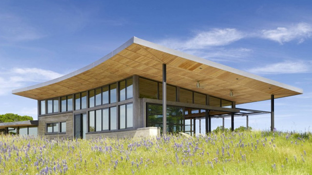 SHFT | Read | Caterpillar House by Feldman Architecture